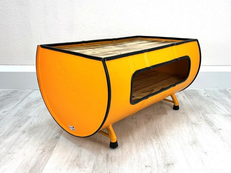 Oil drum table "Nele" - Tonnentumult oildrum.shop - unique barrel furniture