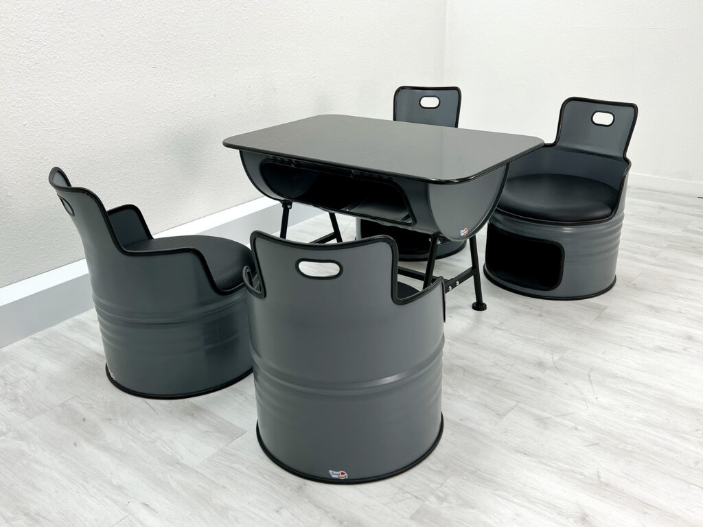 Oil drum seating set - Tonnentumult Upcycling lounge barrel seating set